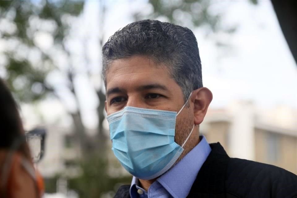 No hay clases en 14 escuelas por daños tras sismos